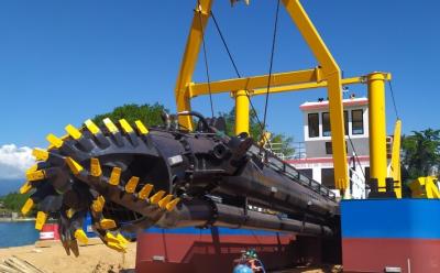 China 43M Capacity Mud Dredger Vessel 500 Cubic Meters Per Hour GPS Navigation System for sale