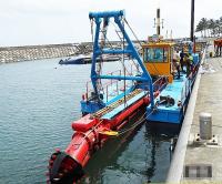 China Diesel Engine Power 1,864kw Sand Dredging Machine Customize Versatile for sale