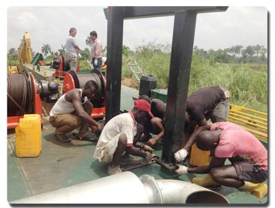 Cina Dispositivo di dragaggio a aspirazione a taglio da 6 a 26 pollici per dragaggio di sabbia con testa di taglio in vendita