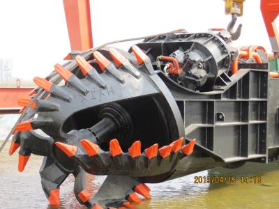 China Siemens Operation Sand Dredge Vessel Boat With VHF Radio Communication And 500 mm Hydraulic Driven Spud System for sale