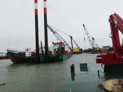 China Draga de sucção e corte para dragagem de rios com 220kw de potência hidráulica do cortador e vazão de água de 4800m3/h à venda