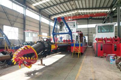 China Draga de sucção e corte para dragagem de rios com 220kw de potência hidráulica do cortador e vazão de água de 4800m3/h à venda