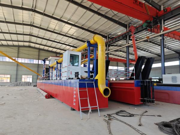 Dredging 10m Depth Small Sand Dredging Ship With Cummins Marine Engine