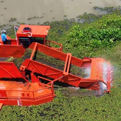 Cina 60 kW per raccolta di erbaccia acquatica Macchina per raccolta di giacinti idrici progettata per una profondità di raccolta da 0 a 1 m in vendita