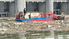 Navio de coleta de lixo Yongsheng em funcionamento #machine garbagecollection #garbagecleaninginriver