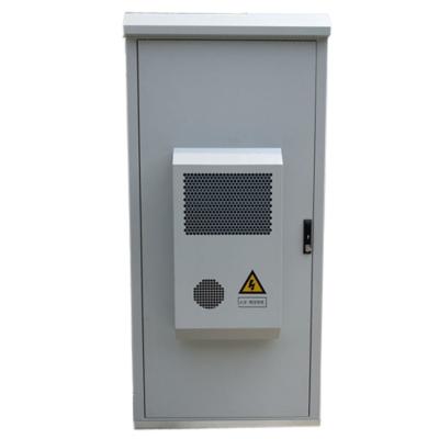 Cina Recinzioni all'aperto del metallo IP55 con il condizionatore d'aria di CA 1500W in vendita