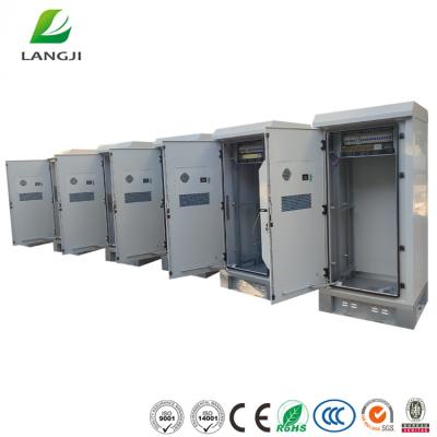 Cina le recinzioni all'aperto 1500w delle Telecomunicazioni 30U hanno galvanizzato l'acciaio in vendita