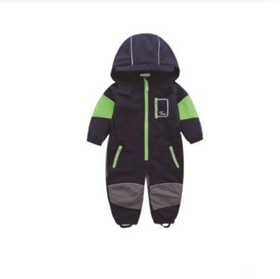 Cina Camice all'aperto antivento impermeabile dei bambini della tuta incappucciata su ordinazione del softshell per il pagliaccetto del bambino dei bambini in vendita