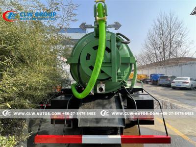 Cina Camion di aspirazione delle acque luride di vuoto di Howo 4x2 160HP 8cbm in vendita