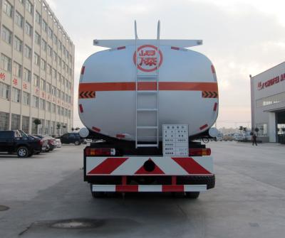 Cina Autocisterna di consegna del combustibile da 25 tonnellate, 30000 litri del bobtail di interurbana dell'autocisterna in vendita