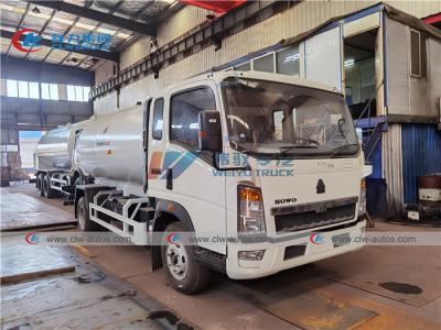 中国 HOWO RHD給油所のためのBobtailトラック8000リットルのLPGの 販売のため
