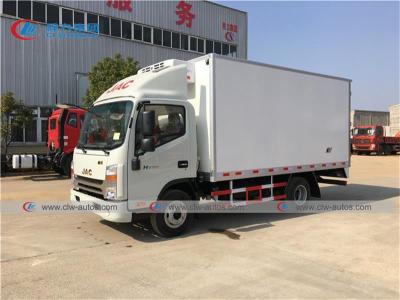 Cina Camion del contenitore di frigorifero di JAC 4X2 5T per il trasporto del pesce congelato in vendita