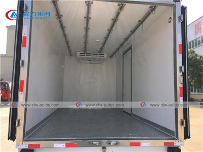 Cina Camion del contenitore di frigorifero di JAC 4X2 5T per il trasporto del pesce congelato in vendita