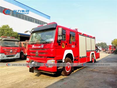 China Howo 4x2 Emergency Rescue Fire Truck With Folding Crane for sale
