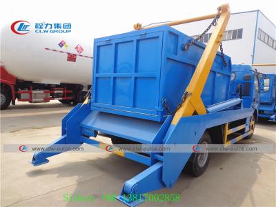 Cina l'auto 5cbm che carica Dongfeng oscilla il camion di immondizia del braccio con la catena d'attaccatura in vendita