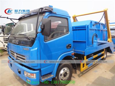 Cina l'auto 5cbm che carica Dongfeng oscilla il camion di immondizia del braccio con la catena d'attaccatura in vendita