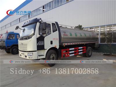 China FAW 4X2 8cbm Stainless Steel Fresh Milk Tanker Truck for sale