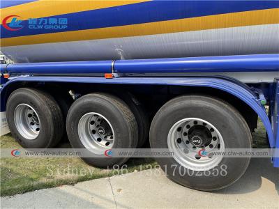 Cina 3 rimorchio diesel dei semi del camion di trasporto del acciaio al carbonio dell'asse 40CBM Q235 in vendita
