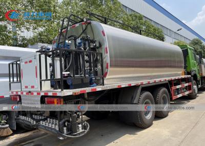 Cina Costruzione di strade di Sinotruk Howo 6x4 8M3 10M3 Asphalt Paving Truck in vendita