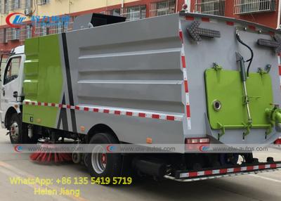 Cina Camion di pulizia della strada del carro armato della polvere del carro armato di innaffiatura di Dongfeng 4x2 4M3 5M3 in vendita