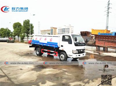 Cina Yuejin LHD RHD 5000 litri della benzina di camion di consegna in vendita