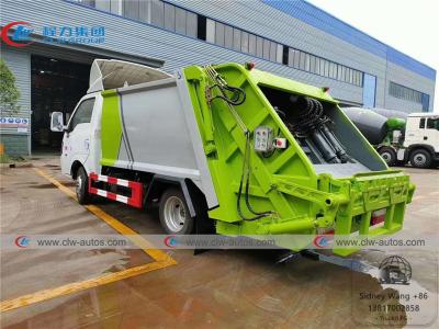 Cina Camion del compattatore di rifiuti del caricatore della parte posteriore di Dongfeng Tuyi 4x2 5000L 3T 4T in vendita