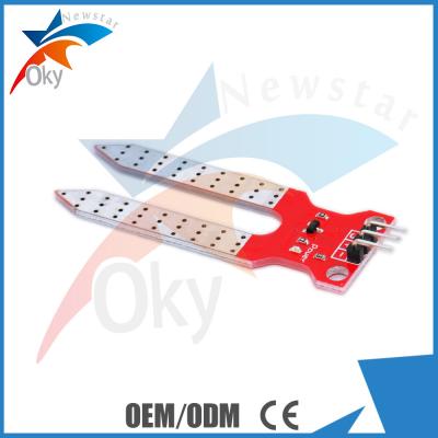 Cina Sporchi il sensore dell'umidità, sistema di innaffiatura automatico con il codice della dimostrazione eleggono per Arduino in vendita
