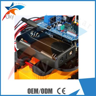 中国 騒音の電気自動車のシャーシの理性的な Arduino のより少ない人間の特徴をもつ携帯電話は車を制御します 販売のため
