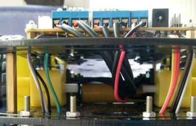 Cina Il telaio astuto dell'automobile del robot dell'azionamento di L293D 4wd, automobile telecomandata parte in vendita