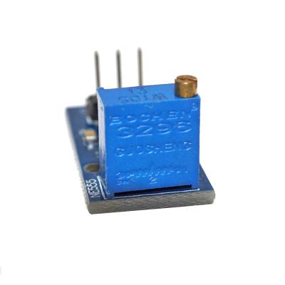 China Van de de Aanzetuitrusting van NE555 Arduino van de de Frequentieimpuls Regelbare de Generatormodule voor Arduino Te koop