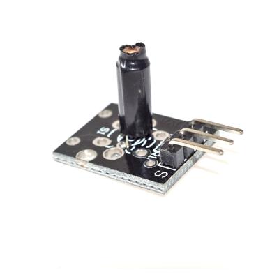 中国 SW-18015Pの振動Arduinoのスイッチ・モジュール、3-5V 3 Pin Arduinoモジュールのキットの黒 販売のため