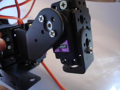 中国 Arduino注文のリモート・コントロールDOFのロボット、15DOF人体ロボットのロボット 販売のため