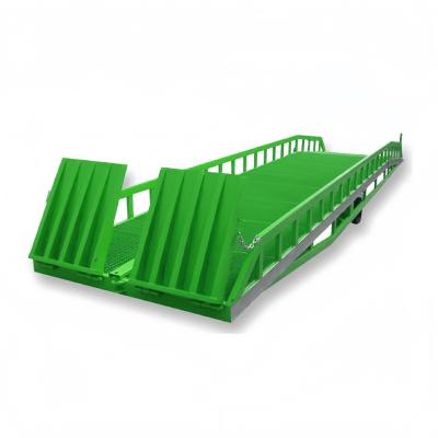 China Large Loading Capacity Mobile Dock Ramp With Outriggers Movable Dock Leveler for sale