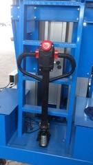 中国 10m/ホテルの三重のマストの電気引き装置が付いている移動式仕事プラットホームは説得運動します 販売のため