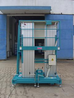 中国 三重のマスト 14m および 250Kg ローディング アルミニウムおよび耐圧防爆タイプが付いている移動式空気の仕事プラットホーム 販売のため