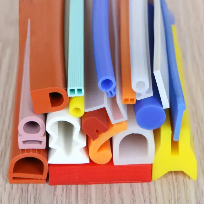 Heat Resistant High Temperature Extruded P Shaped Oven Door Seal Gasket Strip in Black/White/Red