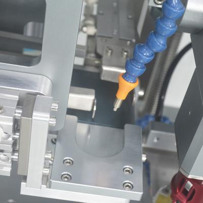 Cina Automatica servo capping a testa singola per salsa di soia e olio commestibile a prezzi competitivi in vendita
