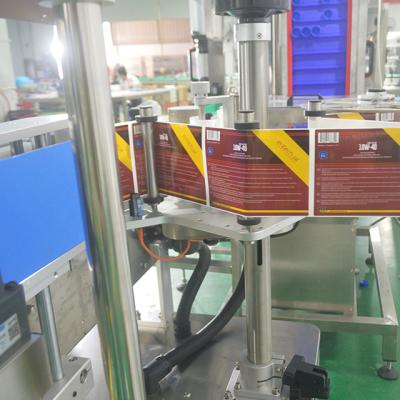 Cina Pressione dell'aria 0,6-0,8Mpa Macchina di riempimento e etichettatura dell'olio da cucina con 3 teste di tappo in vendita