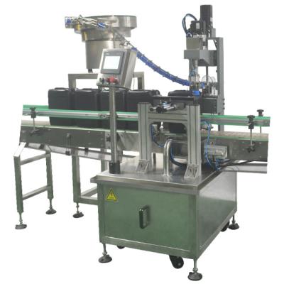 Cina Macchina di tenuta di bottiglie di plastica da 10 litri per 750 secchi all' ora 5 ugelli di riempimento e etichettatura in vendita
