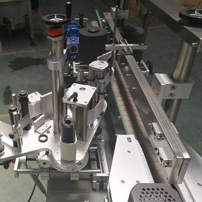 中国 モーターコアコンポーネント 製品用フラット/特殊形/正方形ボトルラベル付け機 販売のため