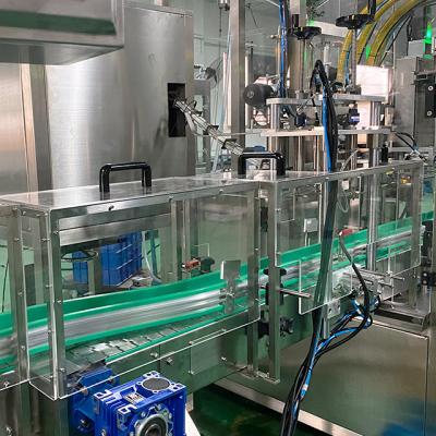 中国 2023年 新鮮ミルク消毒 四頭ピストン充填・蓋付ライン 販売のため