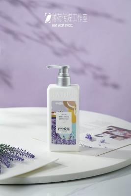 Cina Linea di produzione di etichettatura a doppio lato per il gel da doccia in vendita