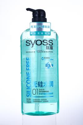 Cina Accuratezza di riempimento accuratezza ±1% pompa di ingranaggi shampoo attrezzatura di riempimento con 8 teste di riempimento in vendita