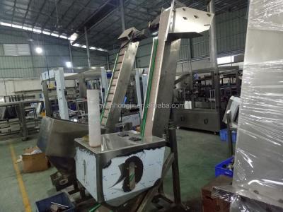 Cina Macchina di riempimento liquido da 30-60 bottiglie/min per la fabbricazione automatica di bobine per zanzare in vendita