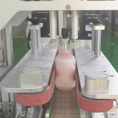 Cina 320 KG High Automation Rotary Bottle Screw Capping Machine per materiale di imballaggio metallico in vendita