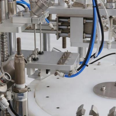 Cina Video di ispezione in uscita fornita macchina di riempimento di liquido da 10 ml per lavori di costruzione in vendita