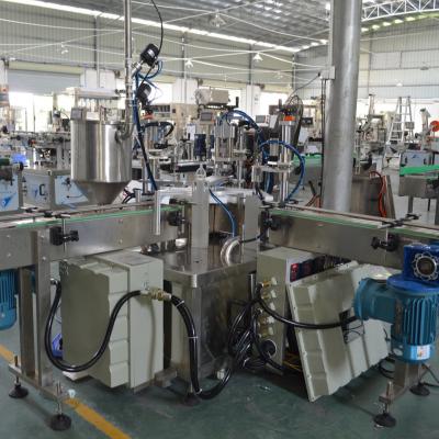 China Máquina elétrica de enchimento de garrafas de perfumes, tampa e rotulagem para produção automática à venda