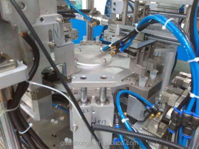 Cina Tipo di imballaggio a botte Macchina di riempimento a gel liquido con precisione di riempimento ± 1% in vendita