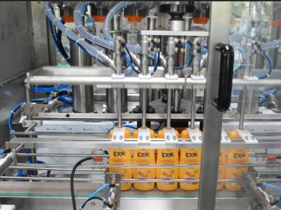 Cina 320 KG Capacità Automatica Alta Precisione Vini di Riempimento di Cappelli e Etichettatura Macchina in vendita