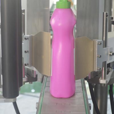 Chine Machine automatique d'étiquetage de bouteilles plates en acier inoxydable 304 pour bouteille ronde carrée pour animaux de compagnie à vendre